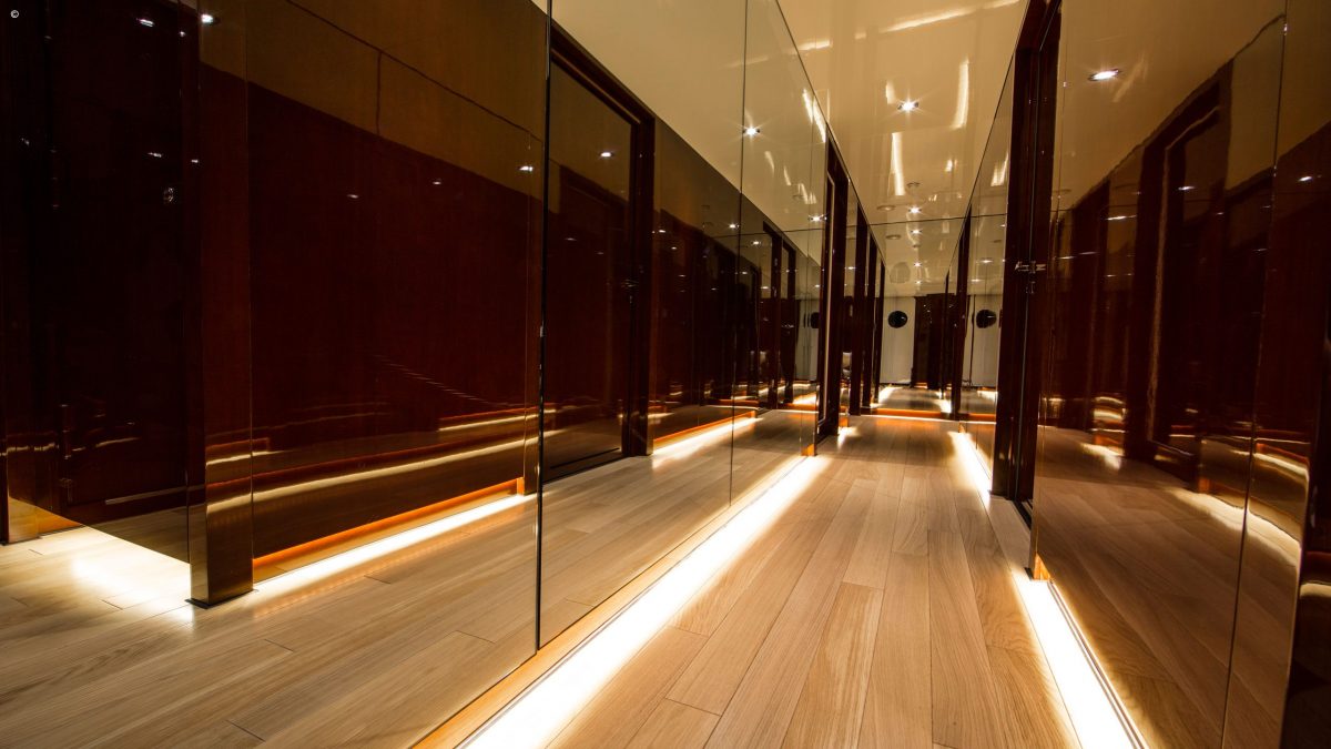 Yacht ENIGMA XK, Atlantic Refit Ctr. | CHARTERWORLD Luxury Superyacht ...